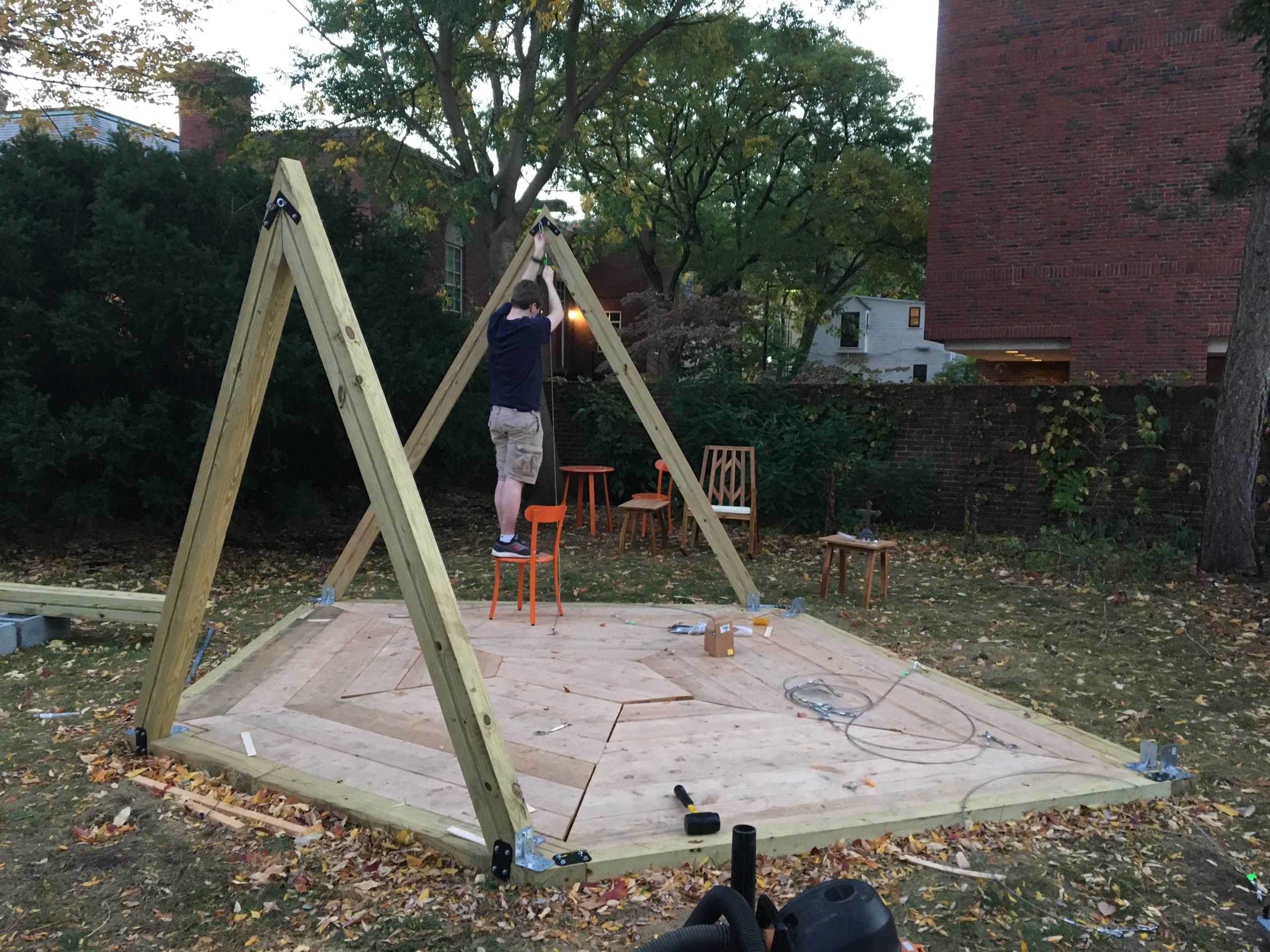 sacred tent – Benjamin Bromberg Gaber